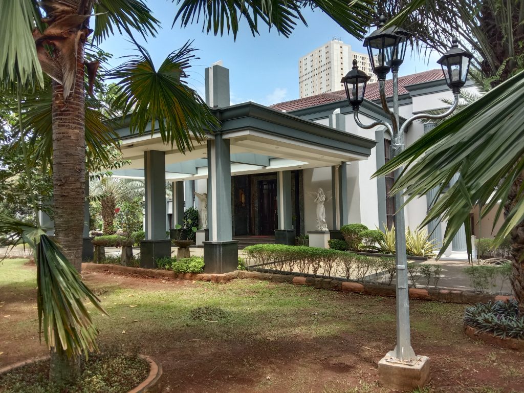 Begini Penampakan Rumah Keluarga Reynhard Sinaga WNI Asal Depok Yang ...